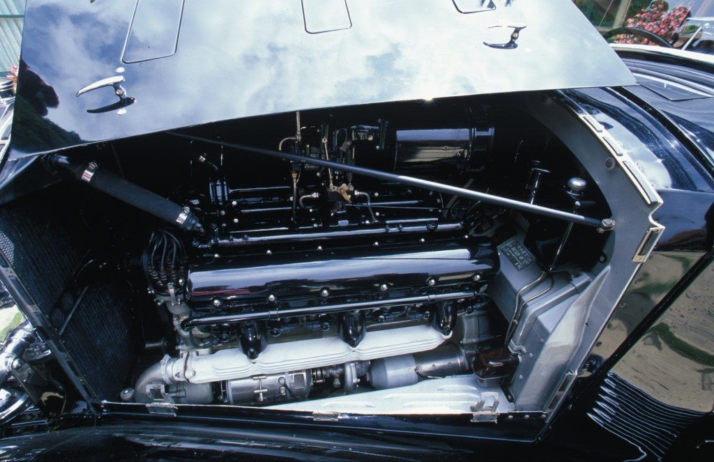 Cylinder Wars - The Race to Develop an American V16 Engine - Heacock ...