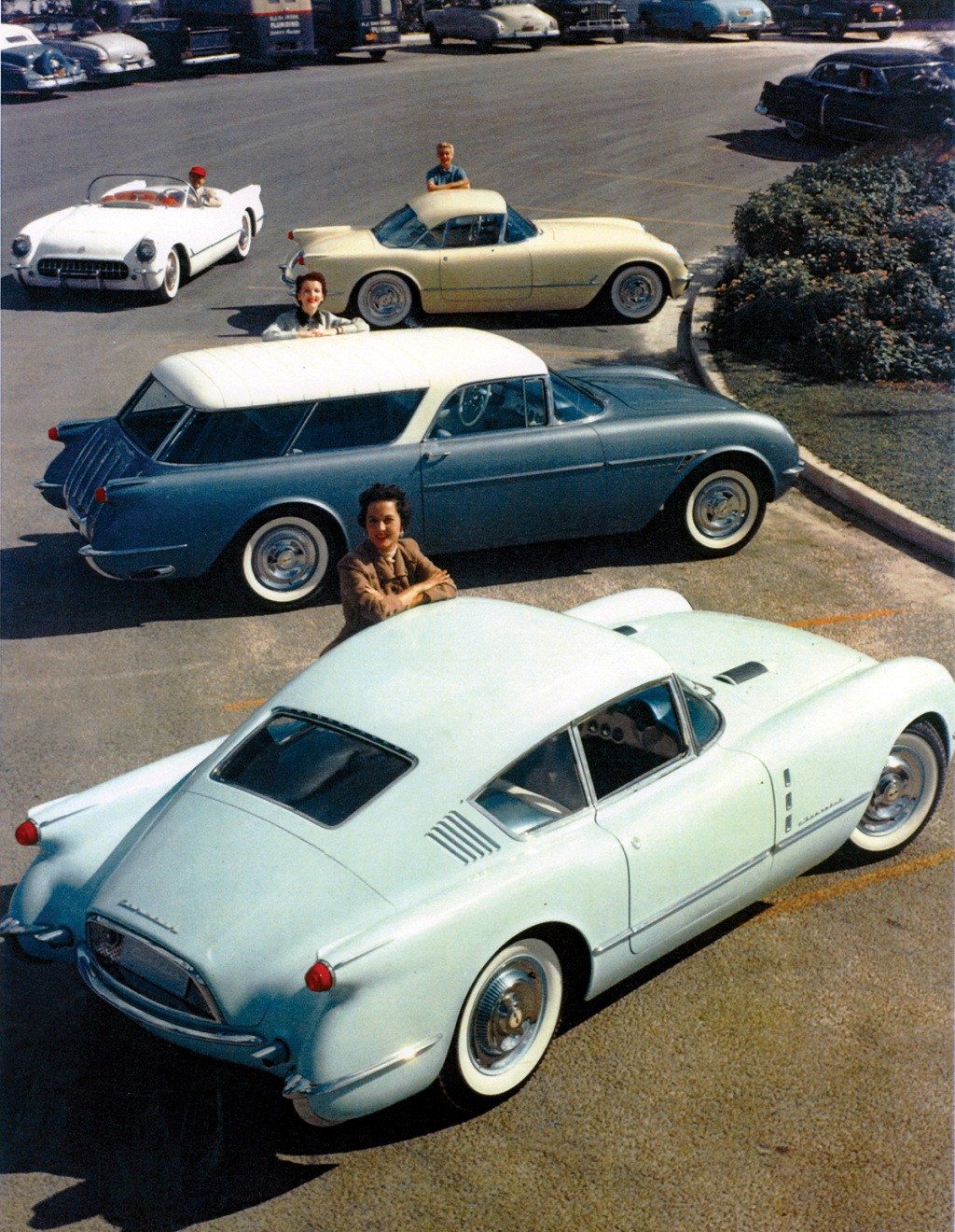 Corvette Evolution Told Through Its Concepts – Heacock Classic