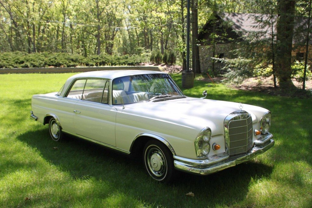 1962 Mercedes Benz 220SE Coupe – Heacock Classic
